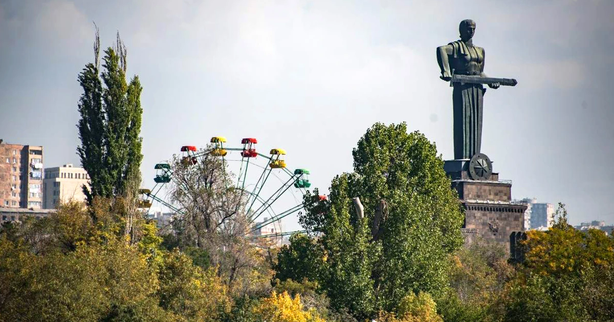 Victory Park – Photos, Info and Tour Options