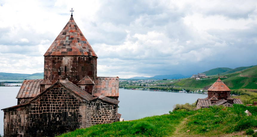 Private tour: Lake Sevan, Sevanavank, Dilijan, Haghartsin, Goshavank