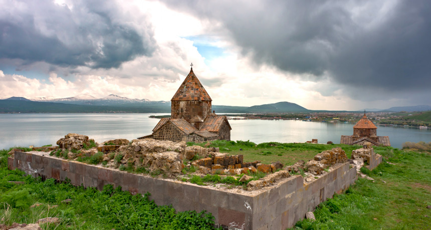 Private tour: Lake Sevan, Sevanavank, Dilijan, Haghartsin, Goshavank