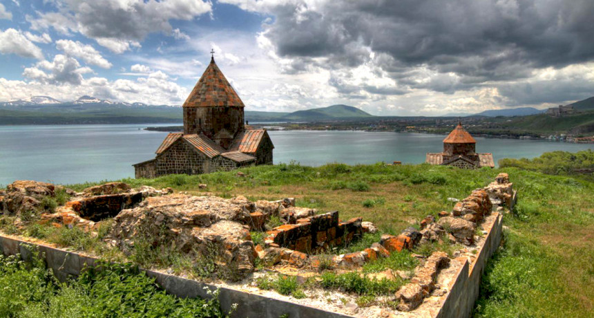 Private tour: Lake Sevan, Sevanavank, Dilijan, Haghartsin, Goshavank
