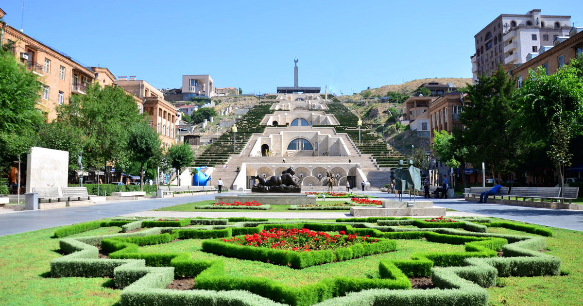 Private tour: Sightseeing and walking tour in Yerevan